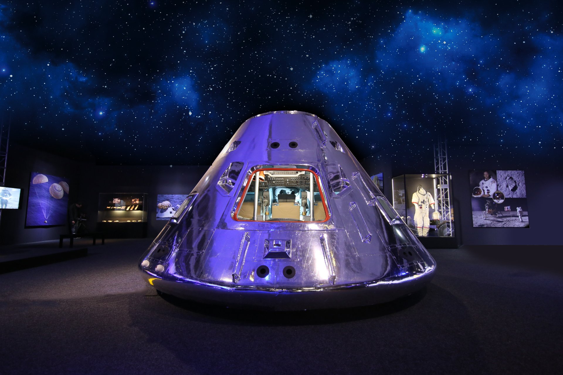 SPACE JOURNEY BANGKOK